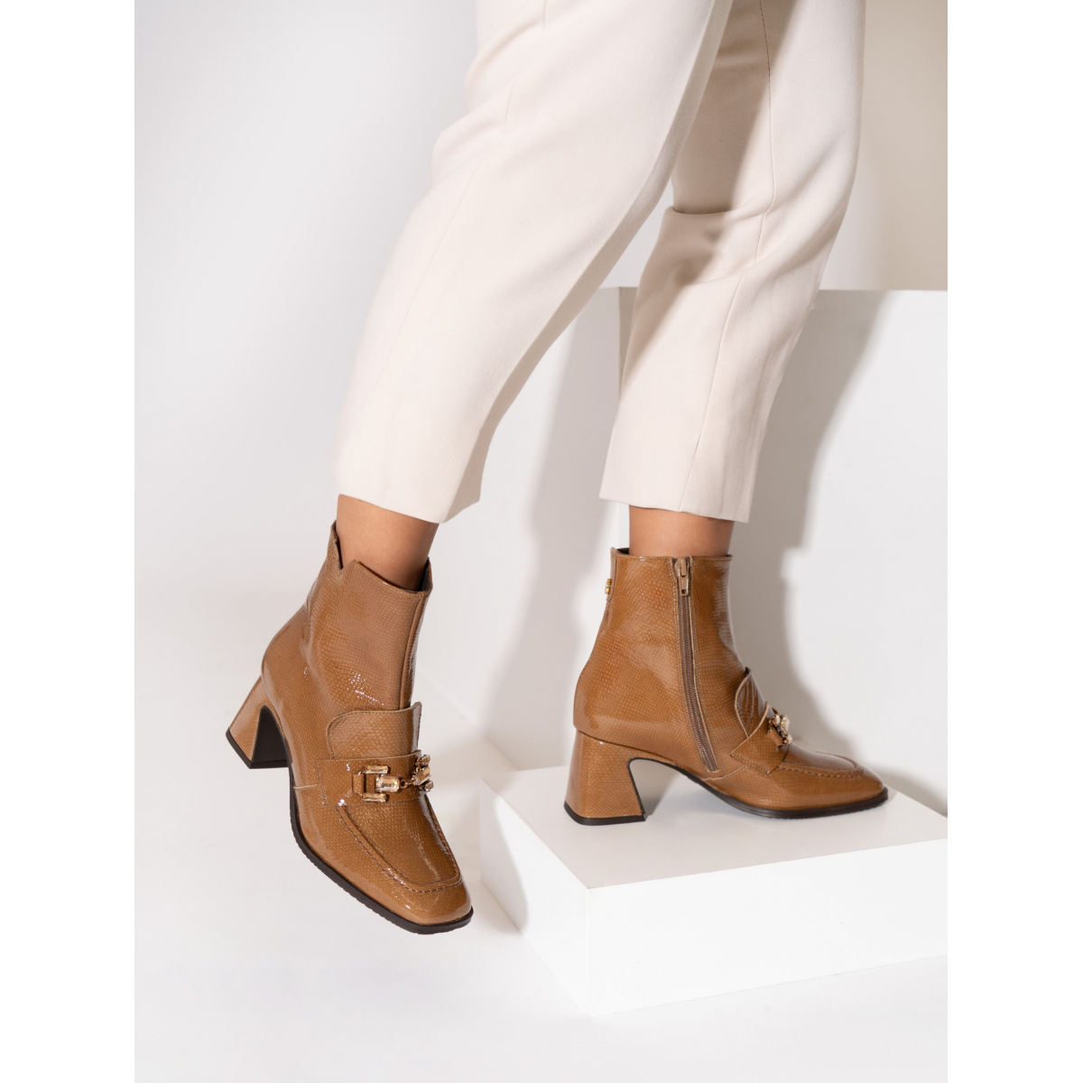 Botim Salto Médio Taupe para Senhora Thais 11 - MLV Portuguese Shoes