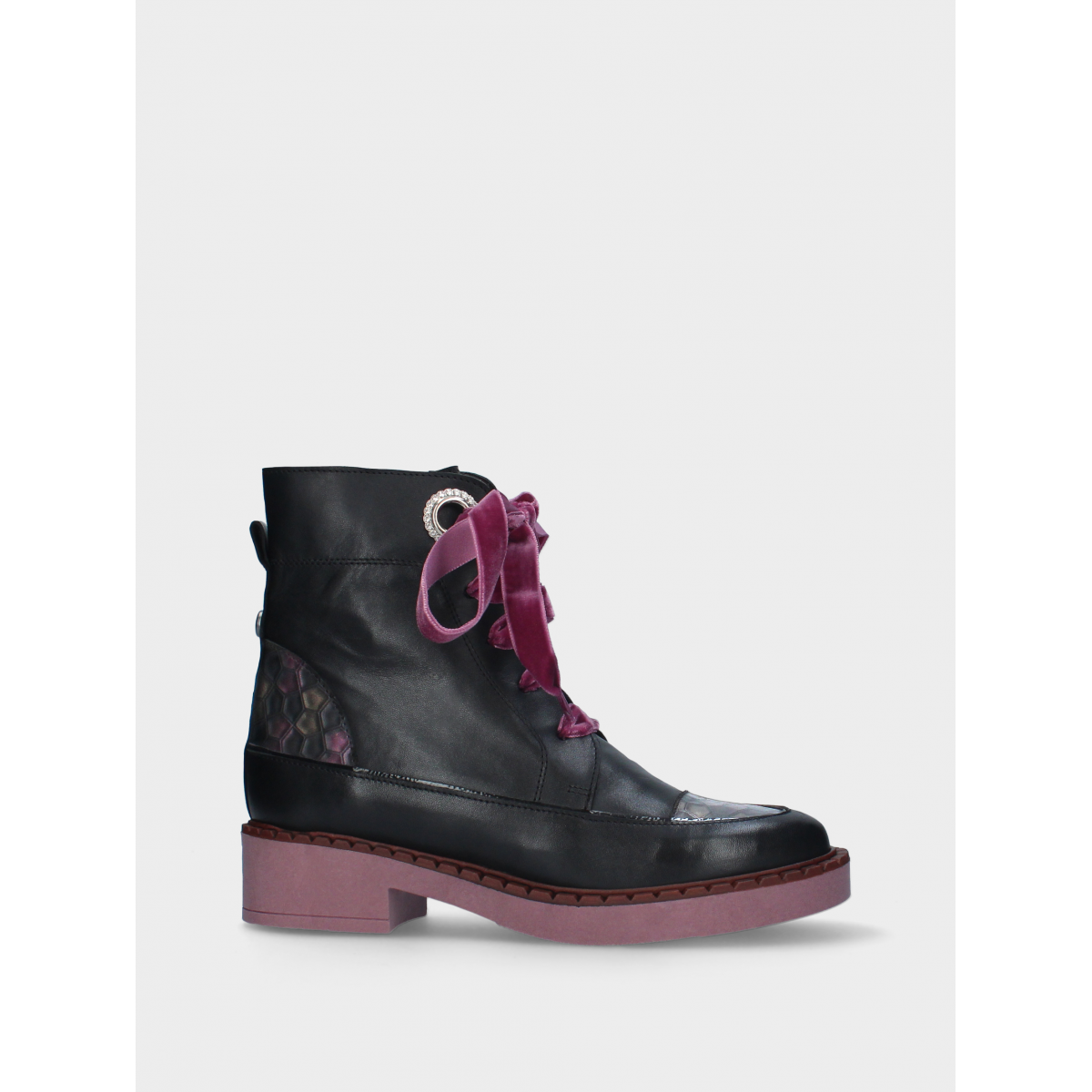 Bota Estilo Militar para Senhora com Sola Chunky Roberta03 | MLV Shoes